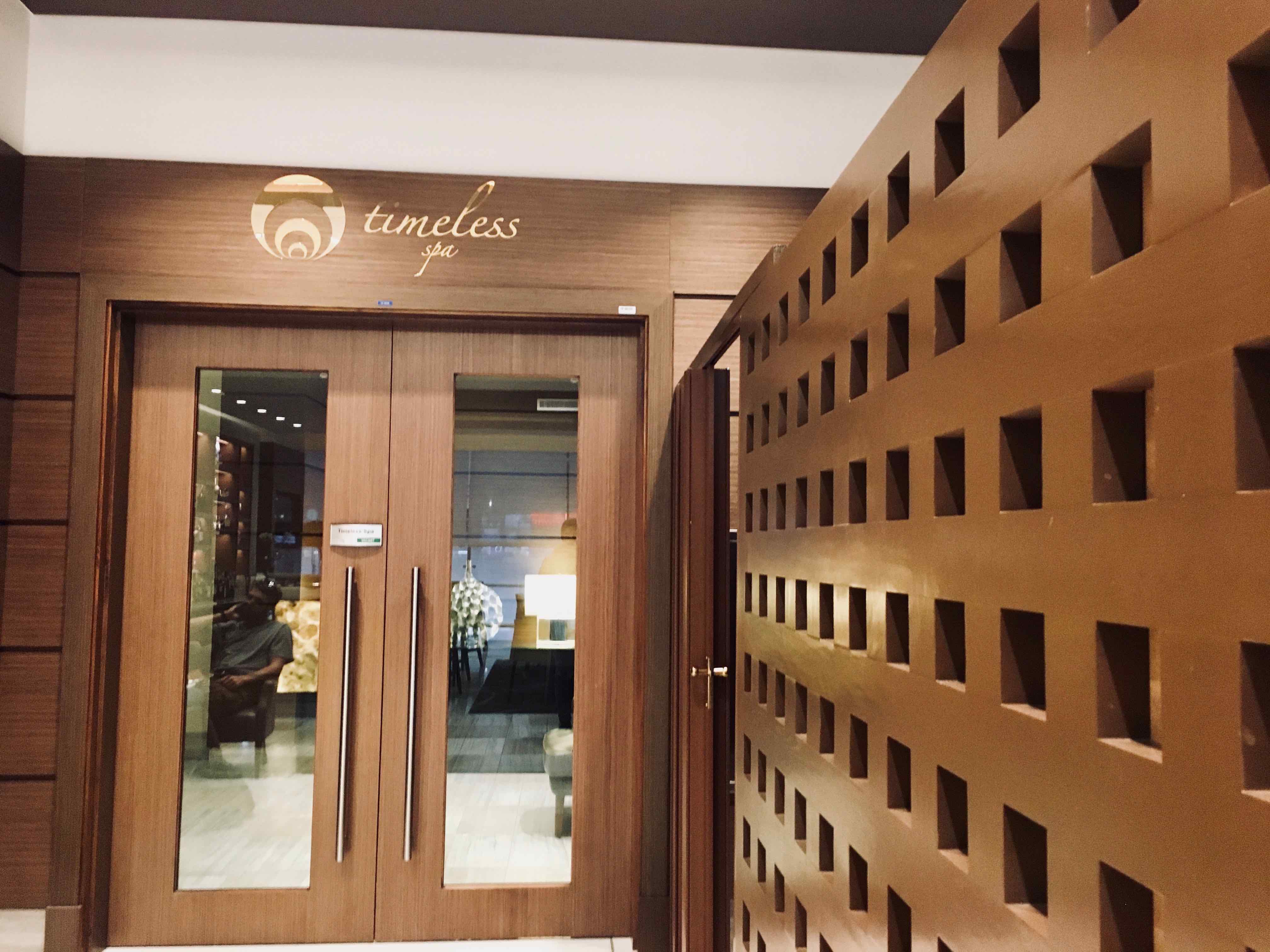 Review | Ahlan Business Class Lounge, Dubai T1 – High Tech Flight