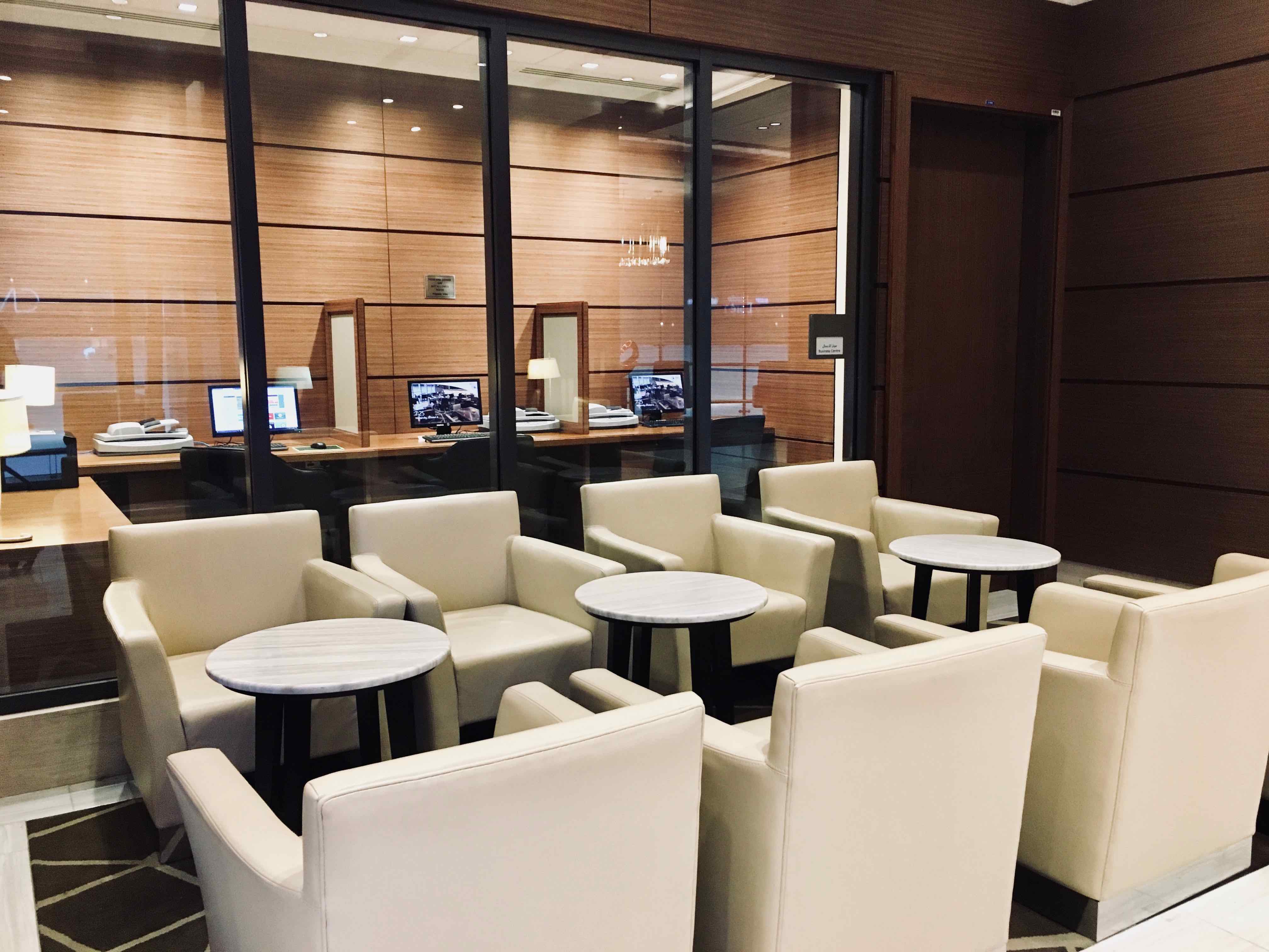 Review | Ahlan Business Class Lounge, Dubai T1 – High Tech Flight